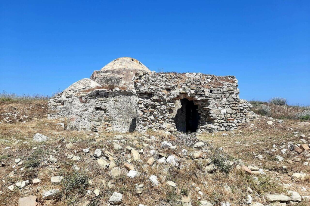Methoni, the sea castle in Peloponnese - Natania Travel